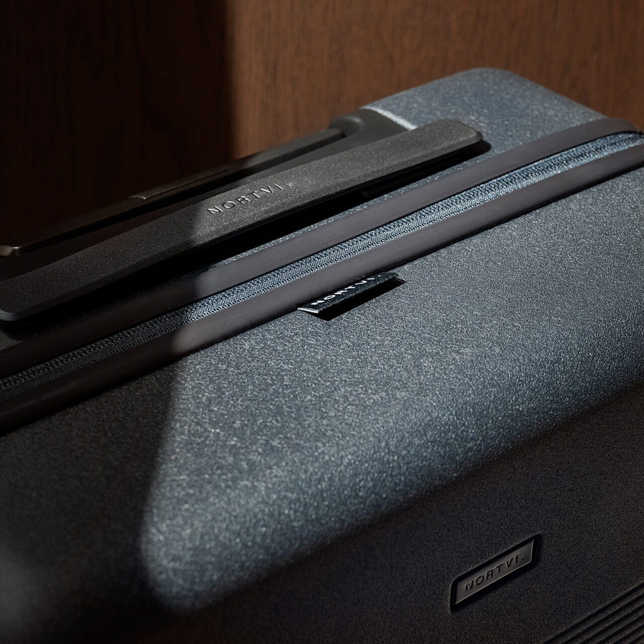 Essential Carry-On Suitcase | NORTVI | Dark Blue | Premium Luggage