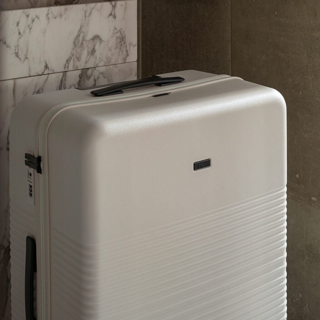 Large Check-In Suitcase | NORTVI | White | Premium and Unique
