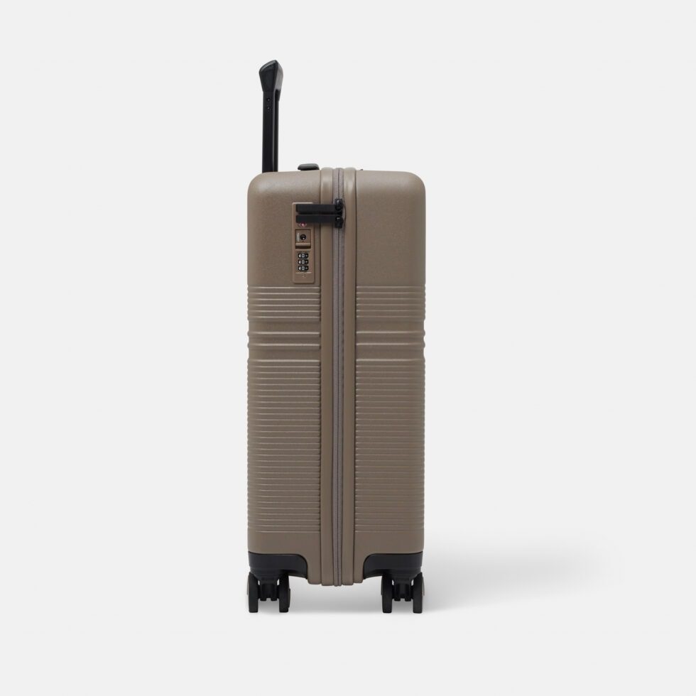 Essential Cabin Suitcase | Clay | Sustainable & Unique